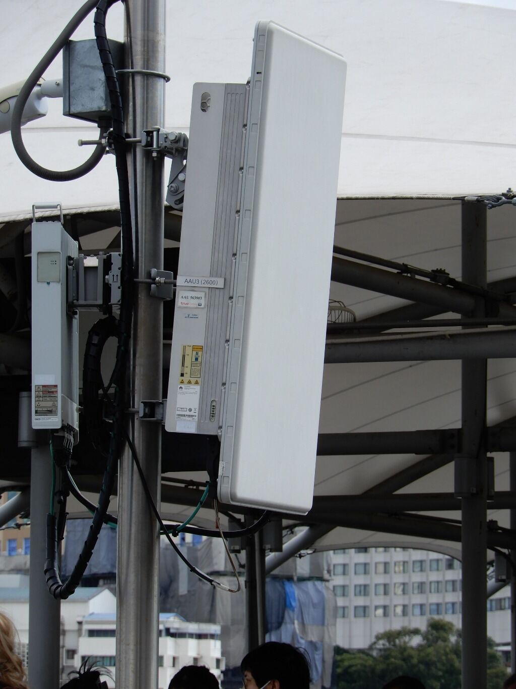 華為 AAU5639w - 電訊網絡 - 電腦領域 HKEPC Hardware - 全港 No.1 PC討論區